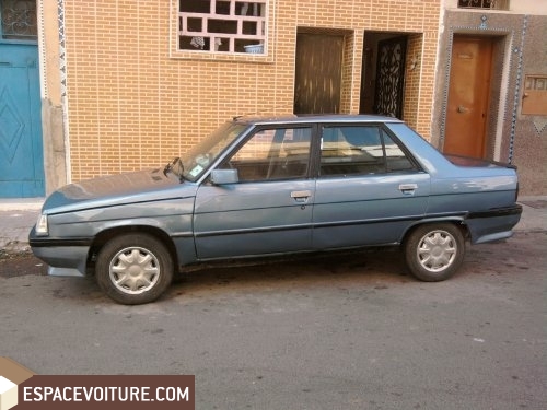 Renault R9 occasion à Casablanca, diesel prix 25 000 DHS Réf-CAA7480